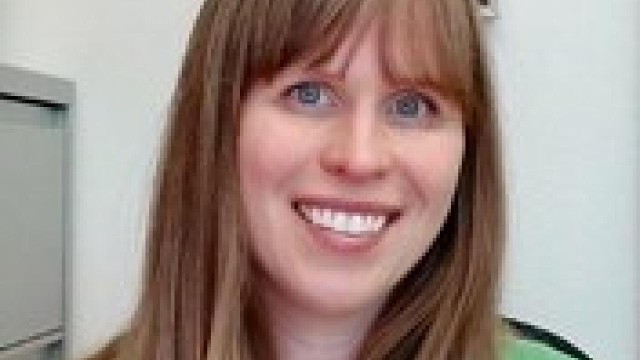 Professor Katharine Graf Estes Receives 2021 Teaching Award | Psychology